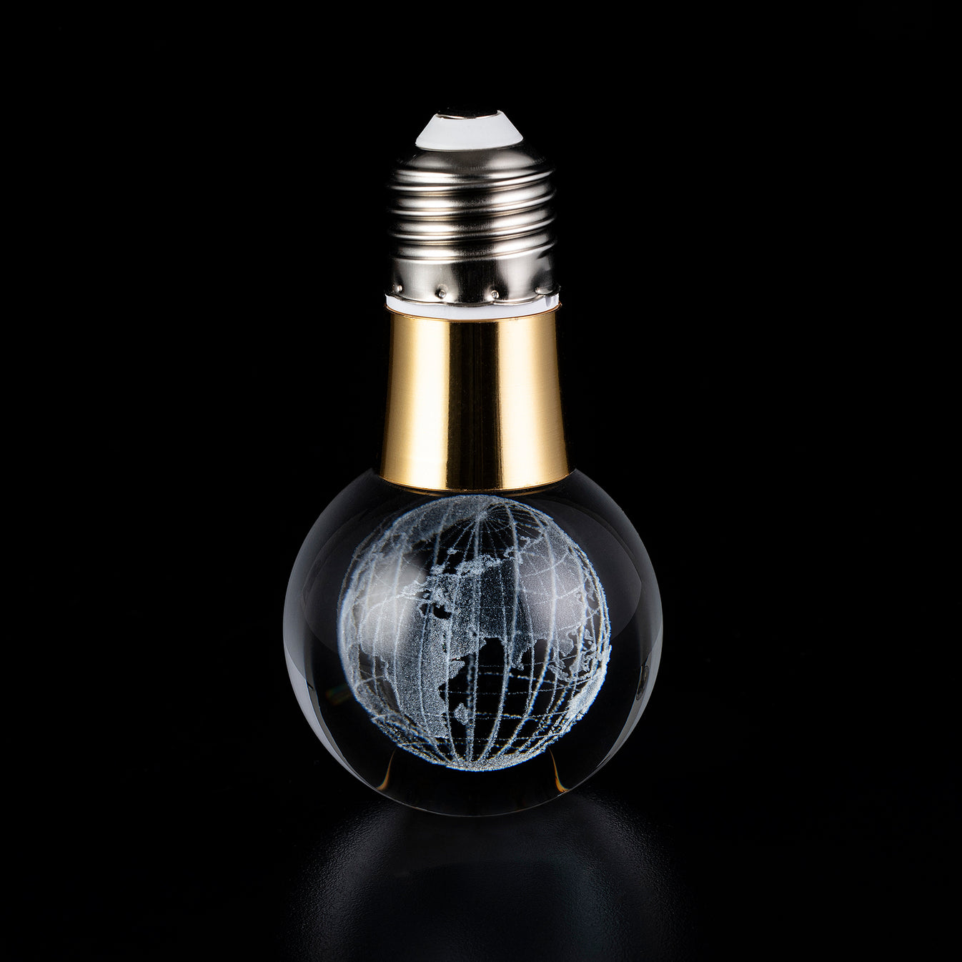 ATLAS GLOBE Crystal LED Light Bulb – CarroUSA.com
