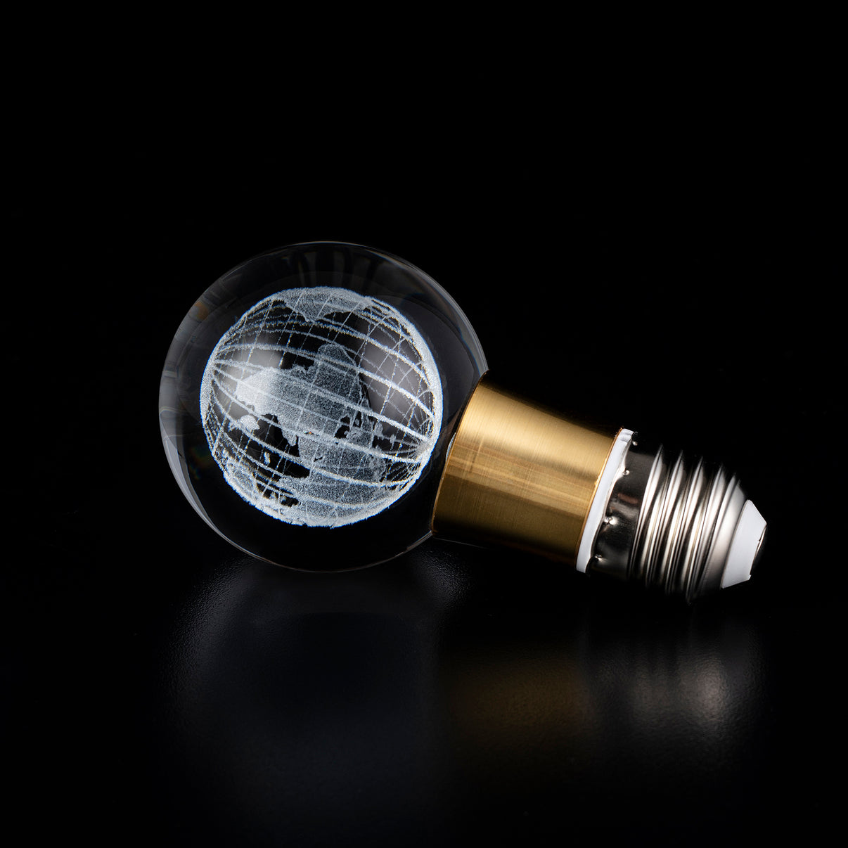 ATLAS GLOBE Crystal LED Light Bulb – CarroUSA.com