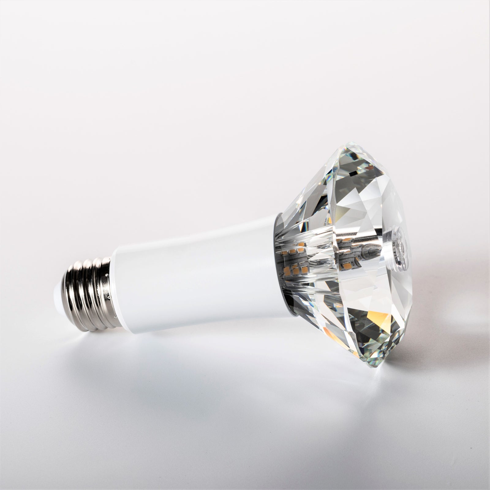 JASPER Crystal LED Light Bulb - Diamond